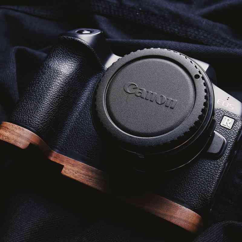 Handcrafted Wooden Grip Base Plate for Canon EOS R 🔥📷
