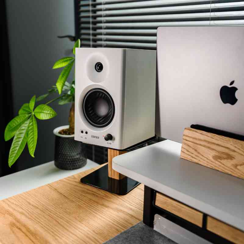 Desktop Speaker Stand 🔈 Upgrade Your Listening Experience