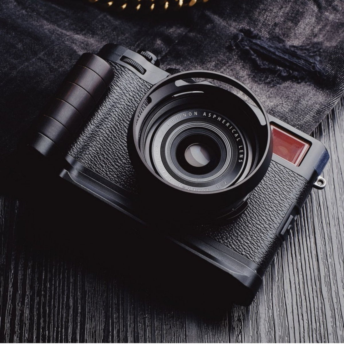 Fujifilm X100F Handgrip (x100f) - Comfort, Balance, Handling