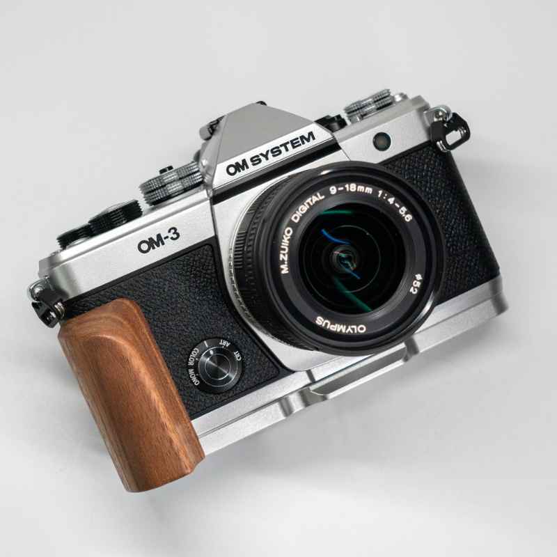 L-Shape Wooden Grip for OM3 – Walnut & Ebony | Arca Compatible