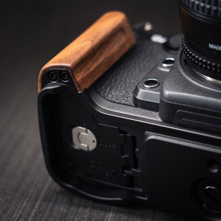 Nikon Df Handgrip - Luxurious Wooden Grip YW Edition