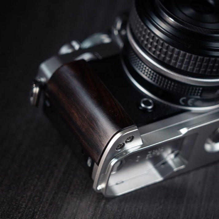 Nikon Zfc Grip YW Design 📷 Enhance Your Experience