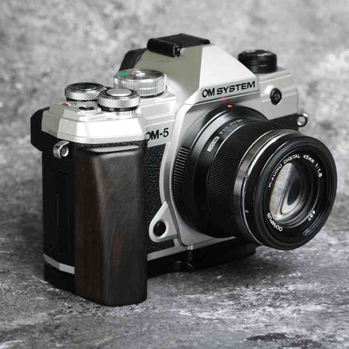 Olympus OM5 Grip E-M5 Mark III