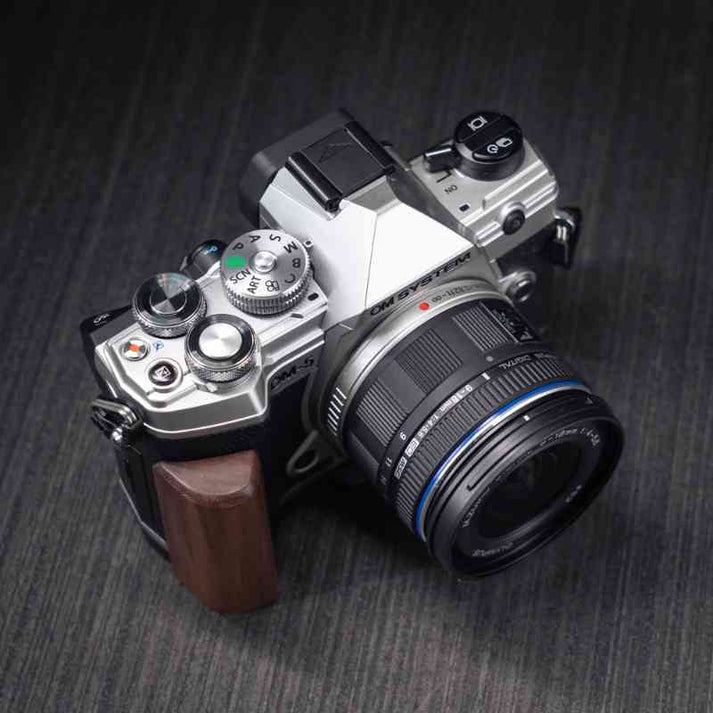 Olympus OM5 Grip Wood YW Design