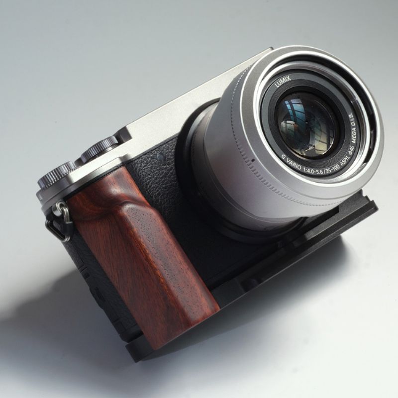 Premium Wooden Hand Grip for Panasonic Lumix GX9
