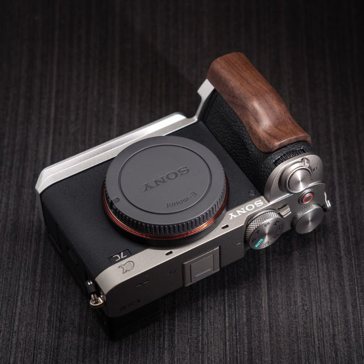 Sony A7C2 A7CR Grip YW Design 📷 Premium Wooden Camera Grip