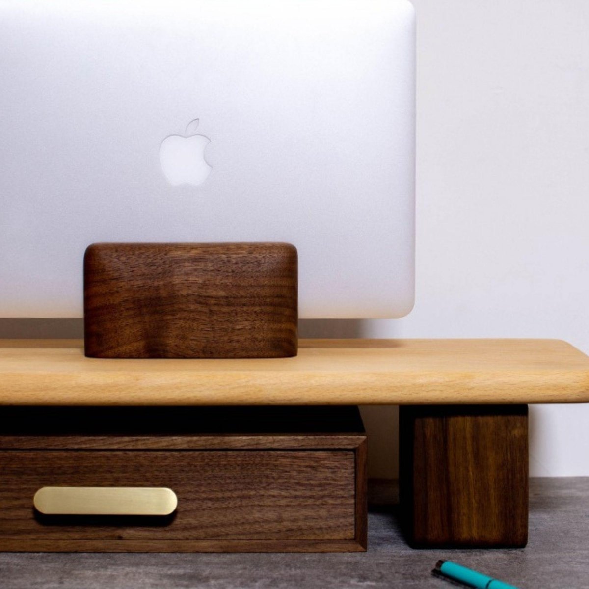 Natural Wood Vertical Laptop Stand Elegant Minimalist Design