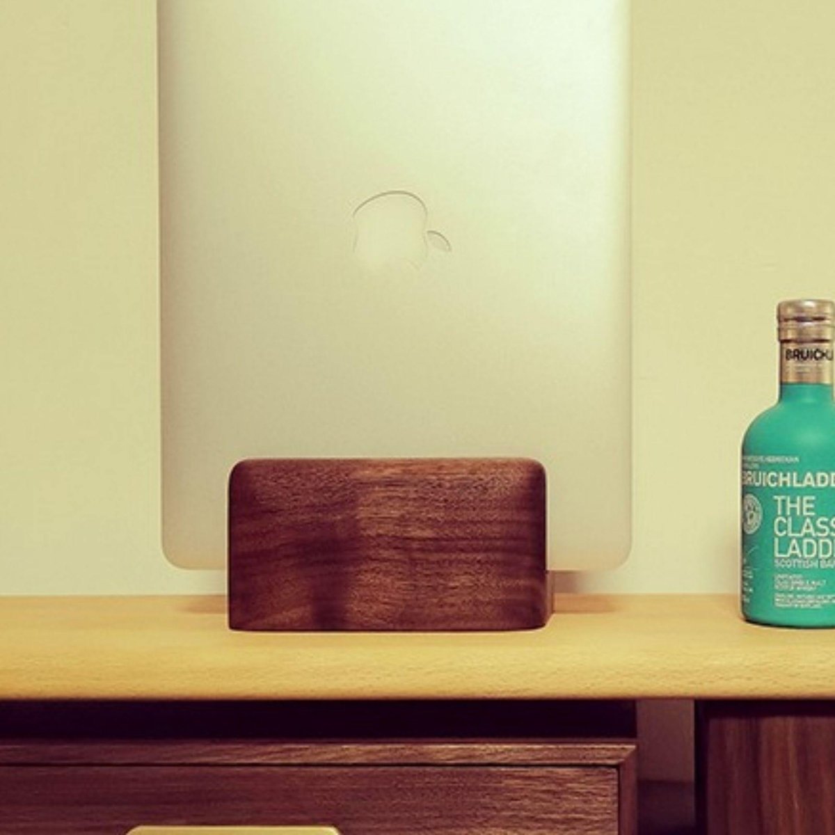 Natural Wood Vertical Laptop Stand Elegant Minimalist Design