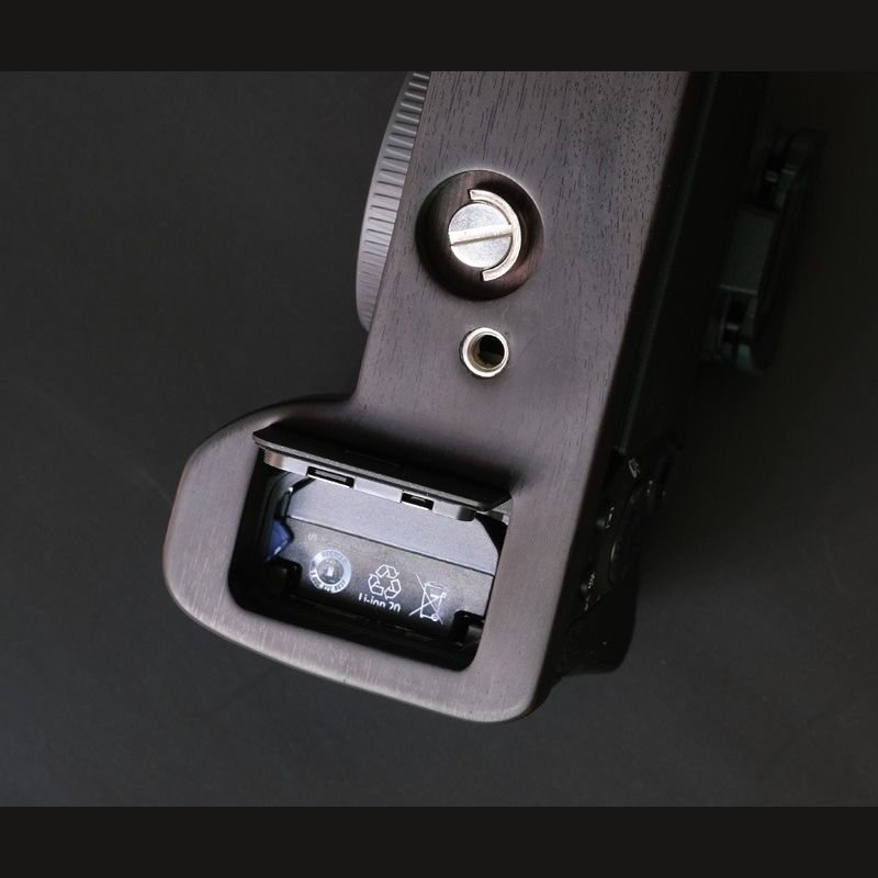 Premium Dark Wooden Grip for Sony A7R5 A7M4 A7R4 A7S3 A9M2 A1