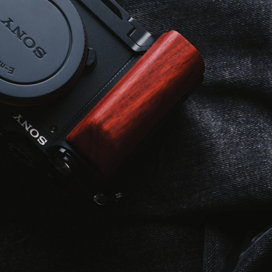 Wooden Sony A7C Camera Hand Grip 🔥🌳 iWoodStore
